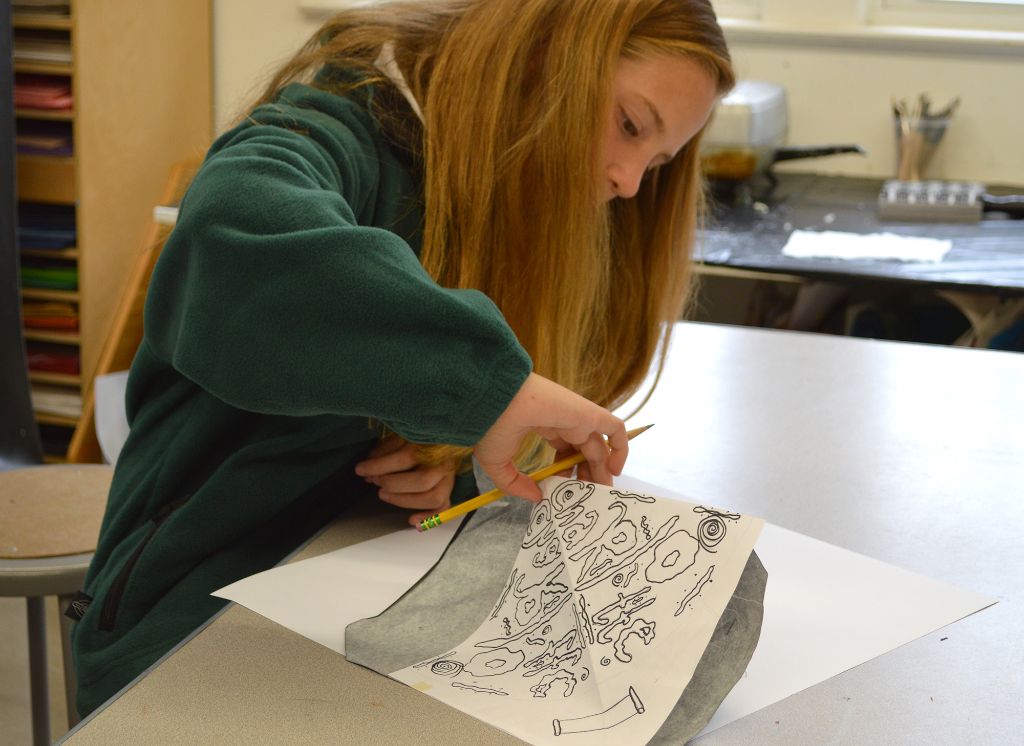 Unquowa School | Radial Symmetry Color Wheels